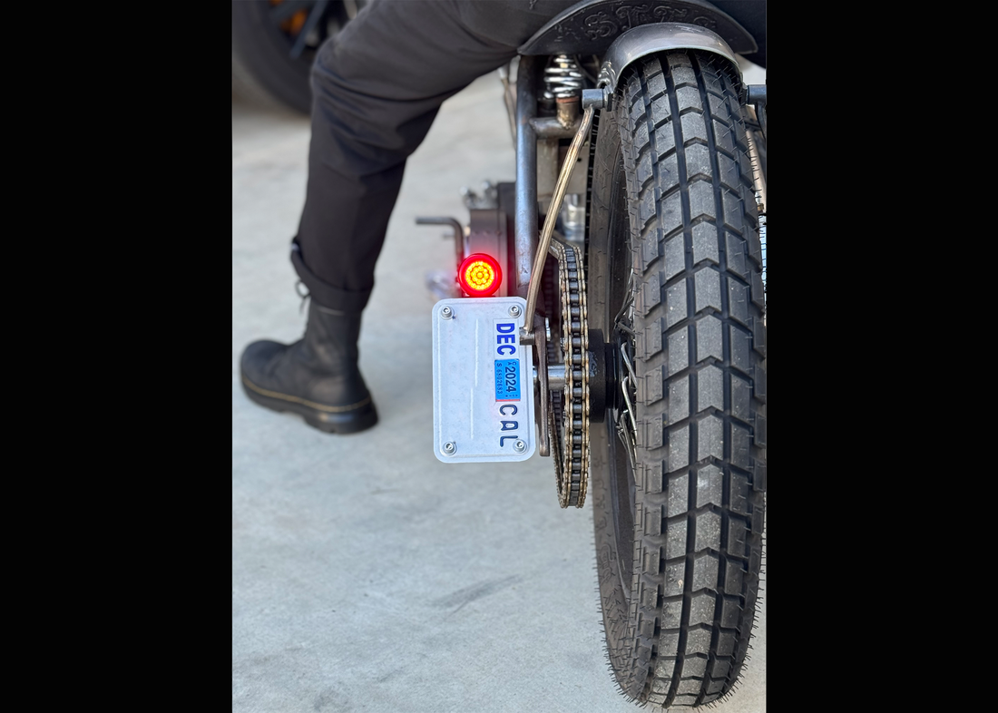 Loud House Customs - LHC Phantom II License Plate and Tail Light Side Mount